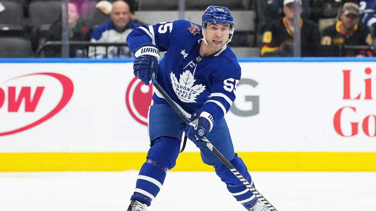 Toronto Maple Leafs’ Mark Giordano close to return from broken finger ...