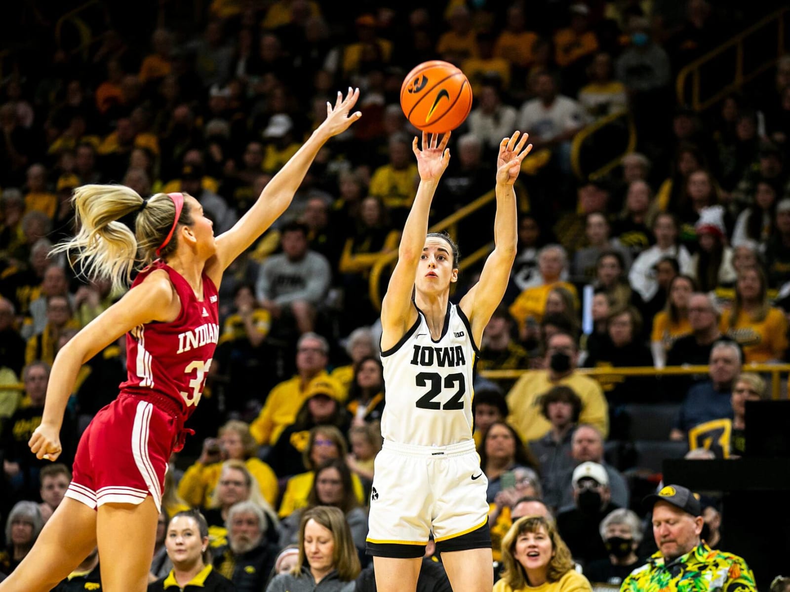 Caitlin Clark Buzzer Beater Video Online