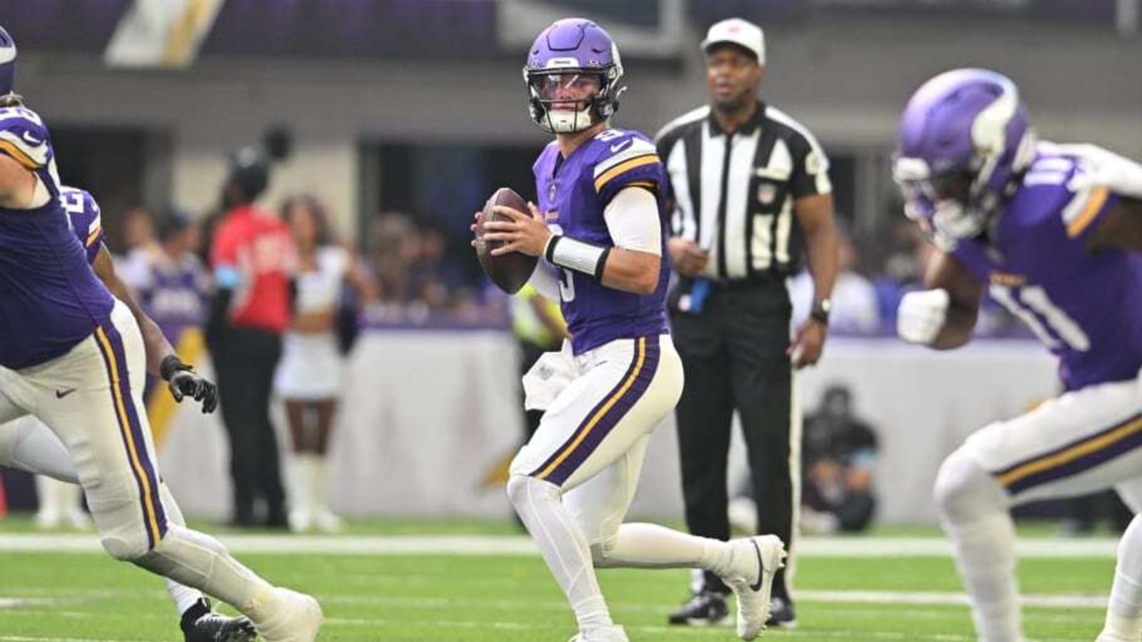 How J.J. McCarthy's preseason debut stacks up against other rookie QBs, past Vikings | Yardbarker