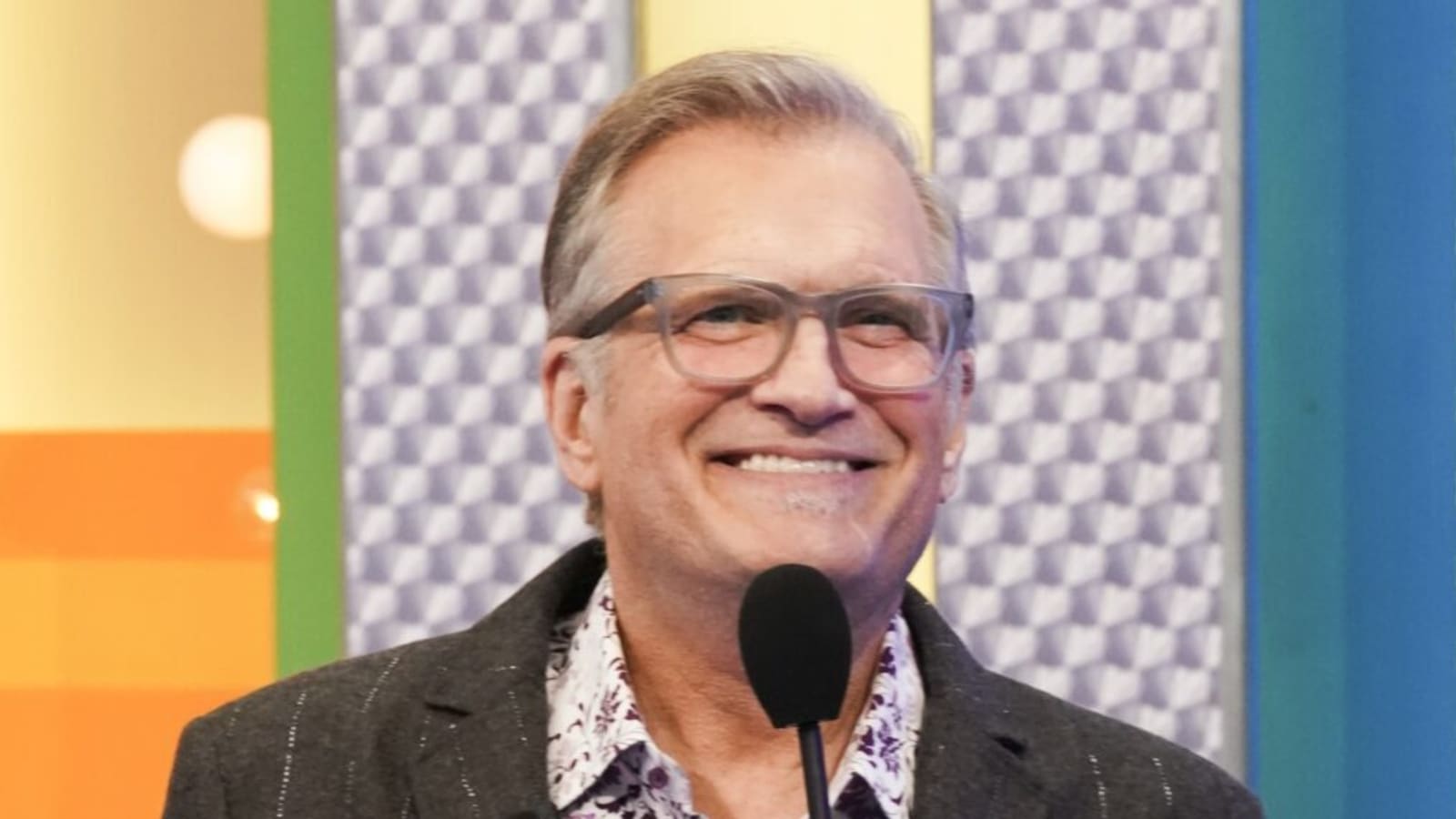 Drew Carey Spills Some Juicy ‘The Price Is Right’ Show Secrets | Yardbarker
