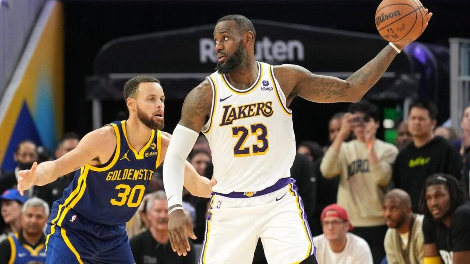 NBA roundup: Lakers' LeBron James torches Warriors in 2OT win | Yardbarker