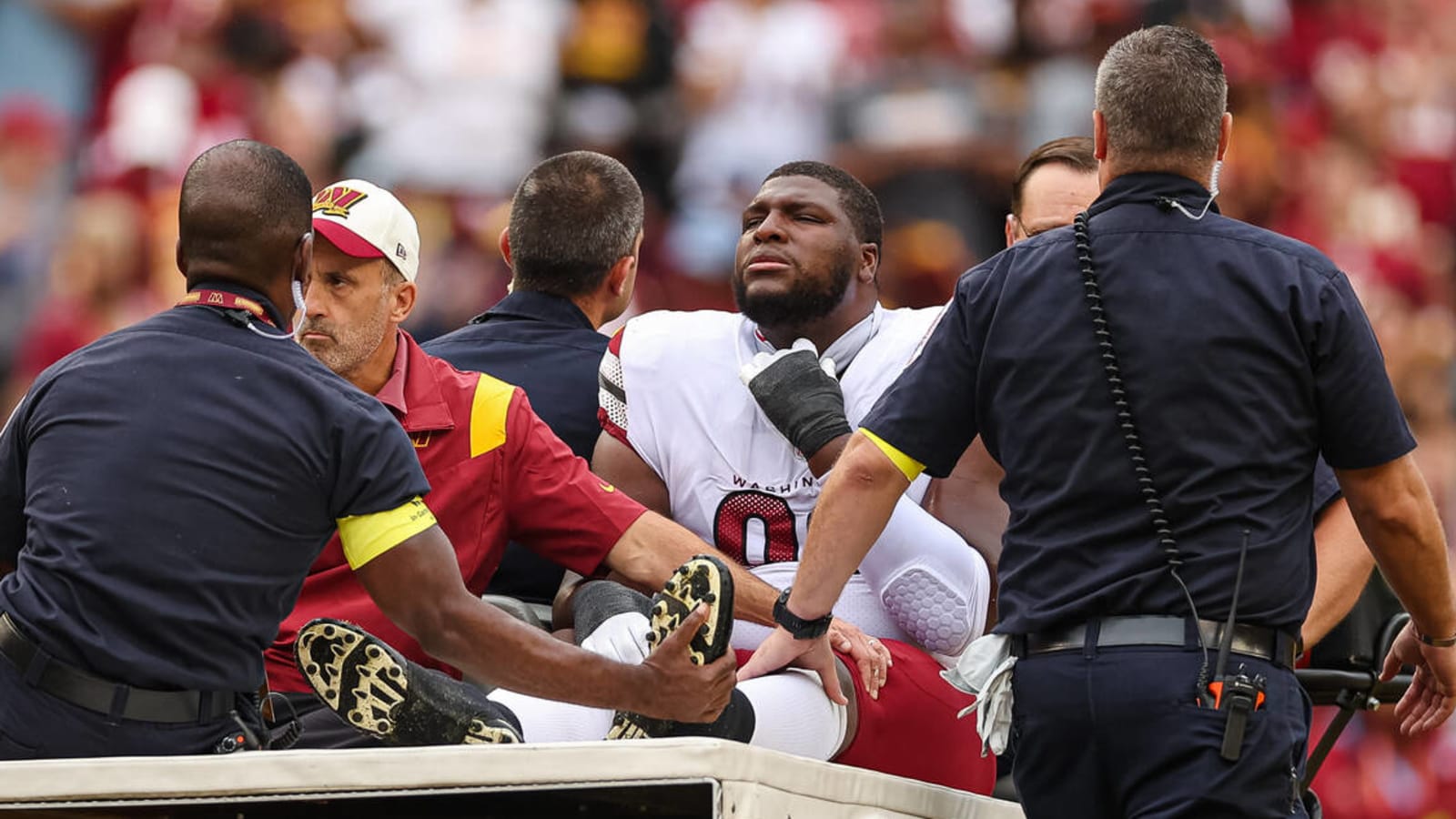 Commanders ‘concerned’ for DT Phidarian Mathis after being carted off ... Commanders ‘concerned’ for DT Phidarian Mathis after being carted off ...