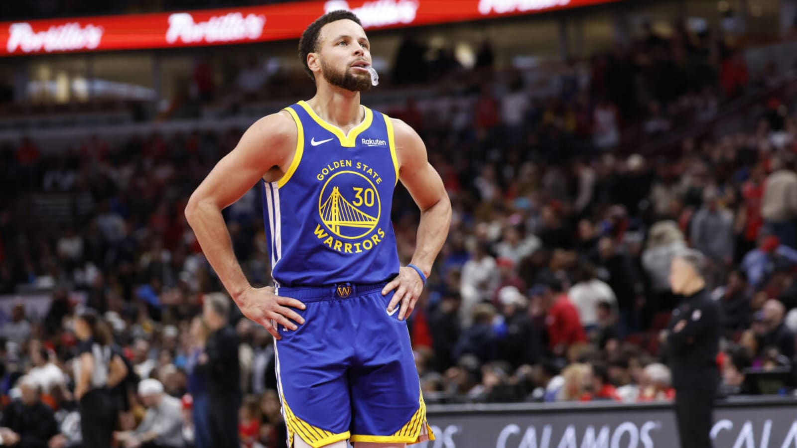Steph Curry's Unexpected Status vs. Milwaukee Bucks Revealed | Yardbarker