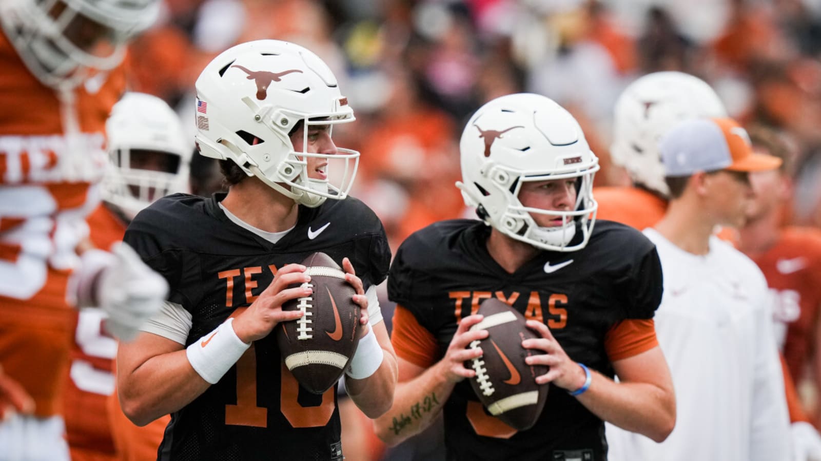 Texas' Decision on Arch Manning Predicted Amid Quinn Ewers Rumors | Yardbarker