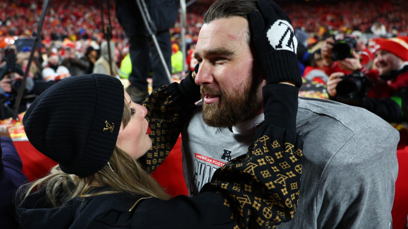 Kylie Kelce Reveals Travis Kelce Kept Taylor Swift Secret From Family | Yardbarker
