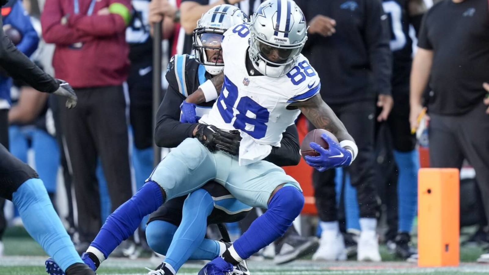 Cowboys add CeeDee Lamb to Week 12 injury report | Yardbarker