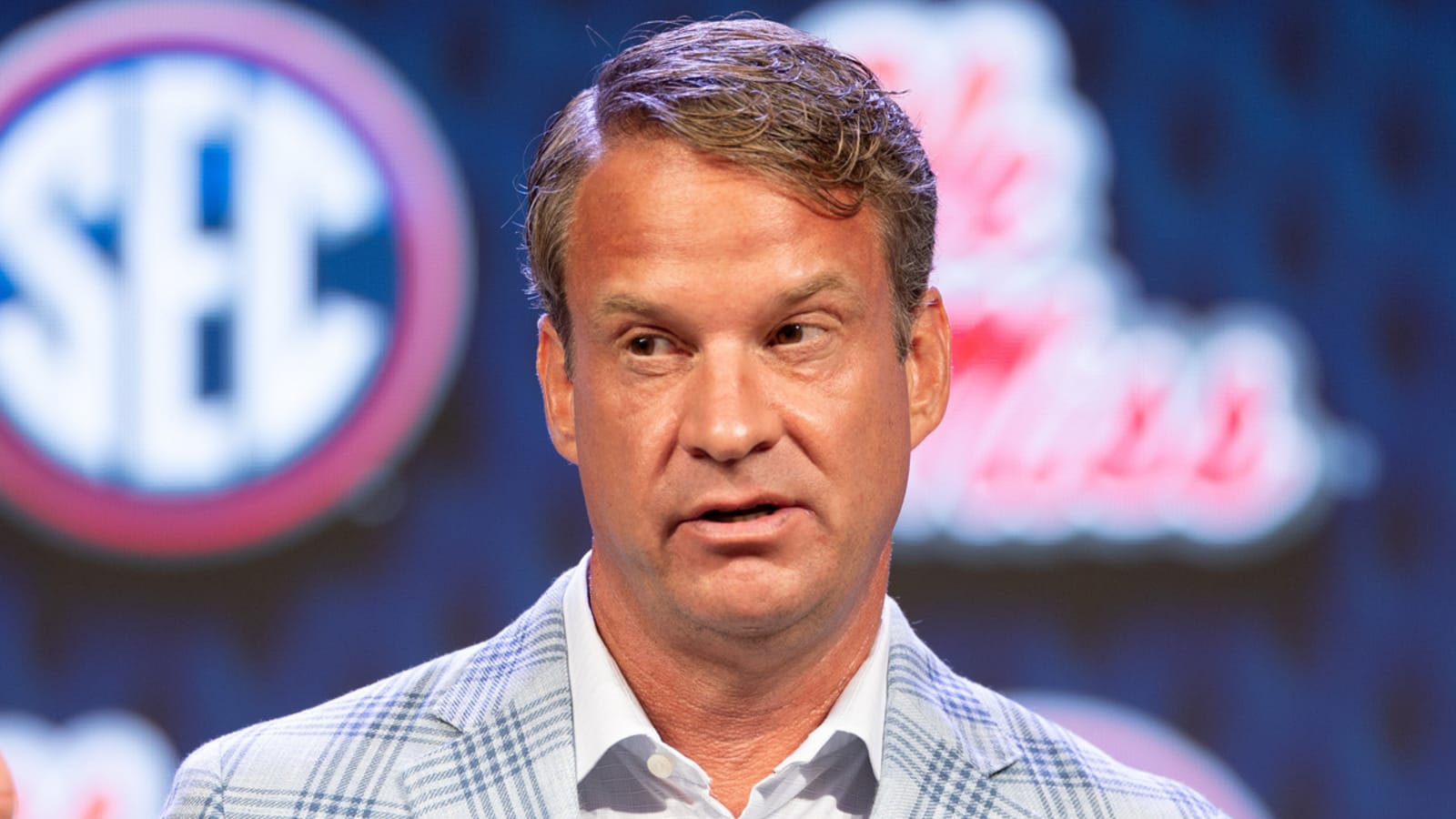 Lane Kiffin could surpass legendary Ole Miss head coach Johnny Vaught in major statistic this ...