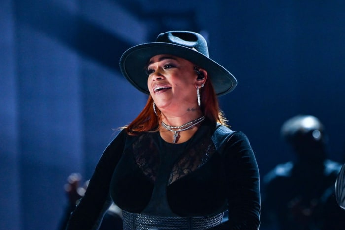 25 classic R&B jams that belong on every wedding playlist | Yardbarker