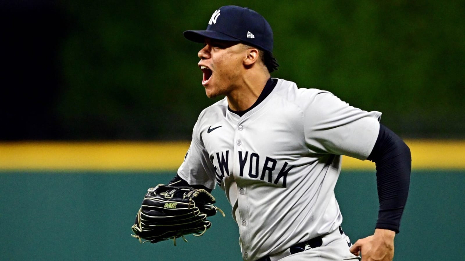 Yankees face stiff competition from ‘deep pocket’ division rival for superstar outfielder ...