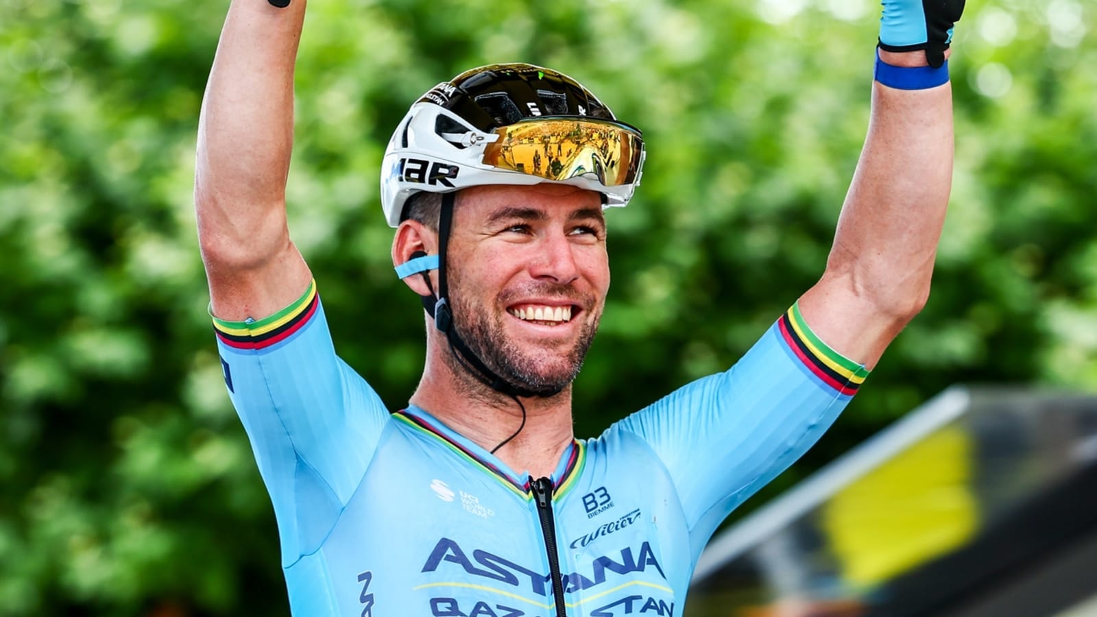 Mark Cavendish defies odds to win record 35th Tour de France stage ... Mark Cavendish defies odds to win record 35th Tour de France stage ...