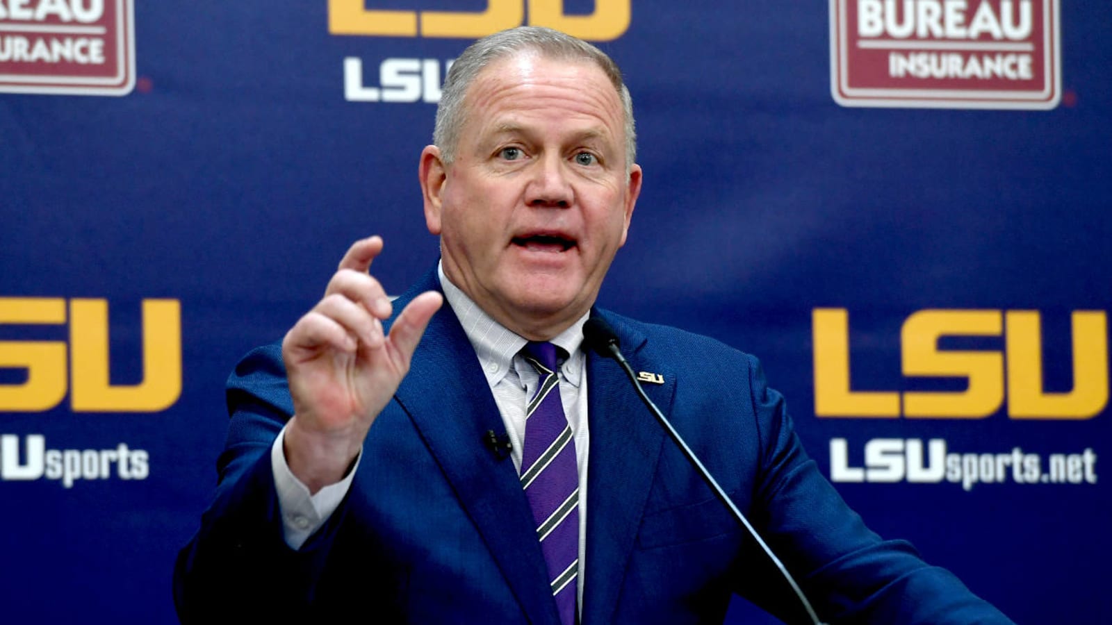 Notre Dame Players Using Brian Kellys Exit As Motivation Yardbarker