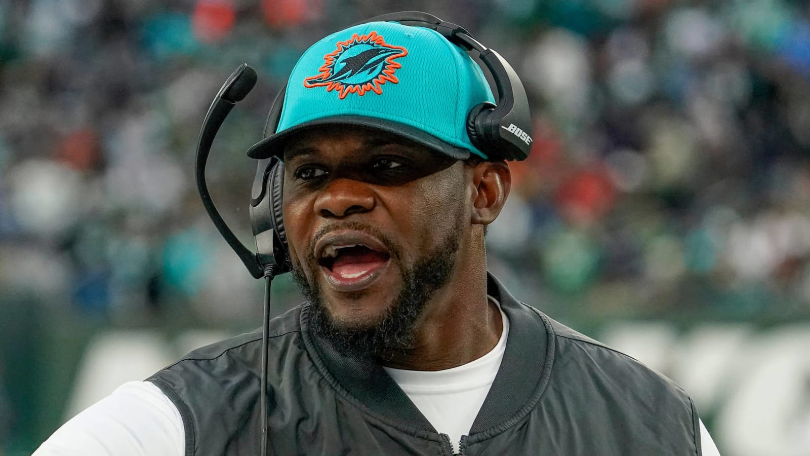 Texans interview former Dolphins coach Brian Flores for HC spot ... Texans interview former Dolphins coach Brian Flores for HC spot ...