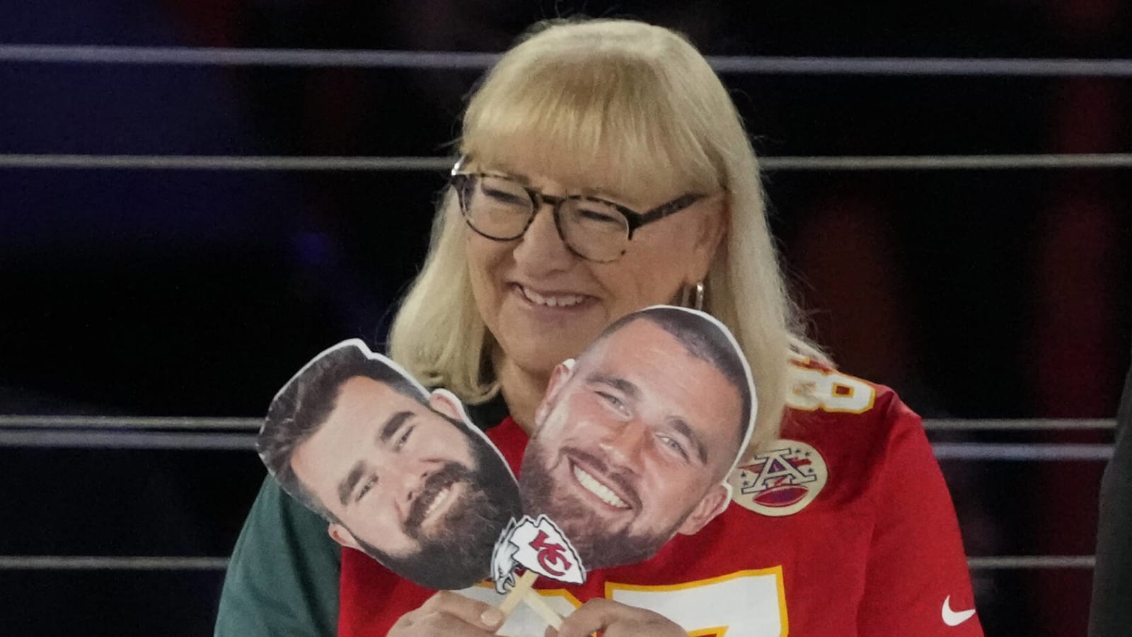 Donna Kelce shows support for both sons ahead of Super Bowl | Yardbarker