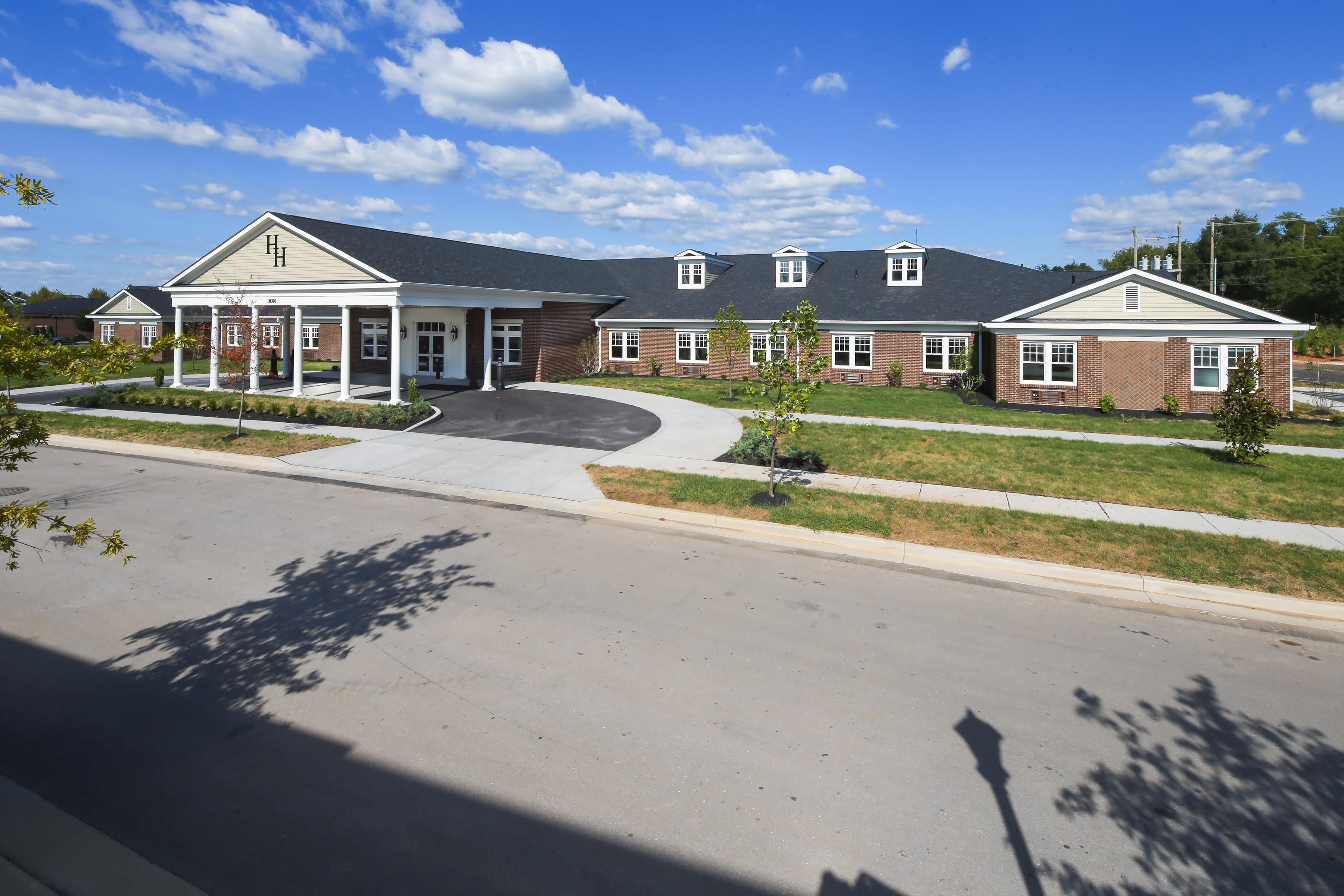 Hallmark House - Prospect | A Place for Mom