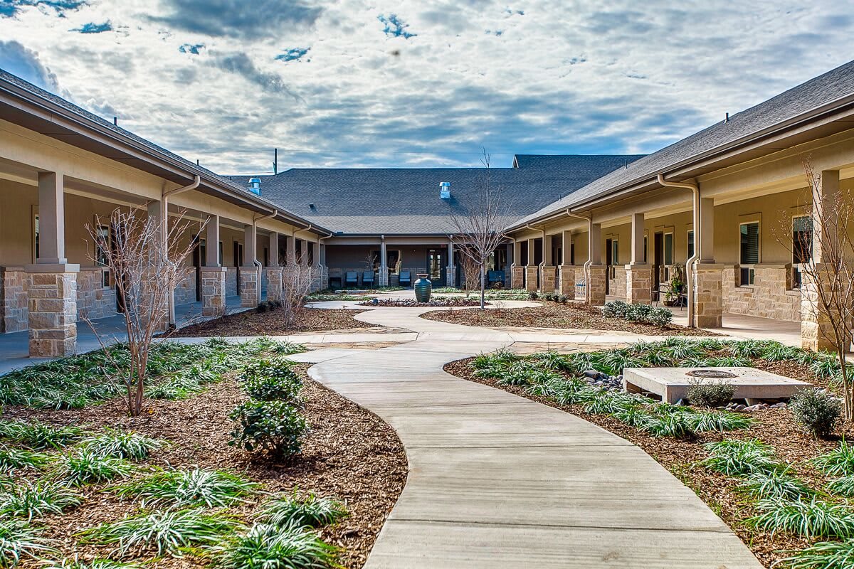 Colonial Oaks Senior Living at Campbell Park - Garland | A Place for Mom