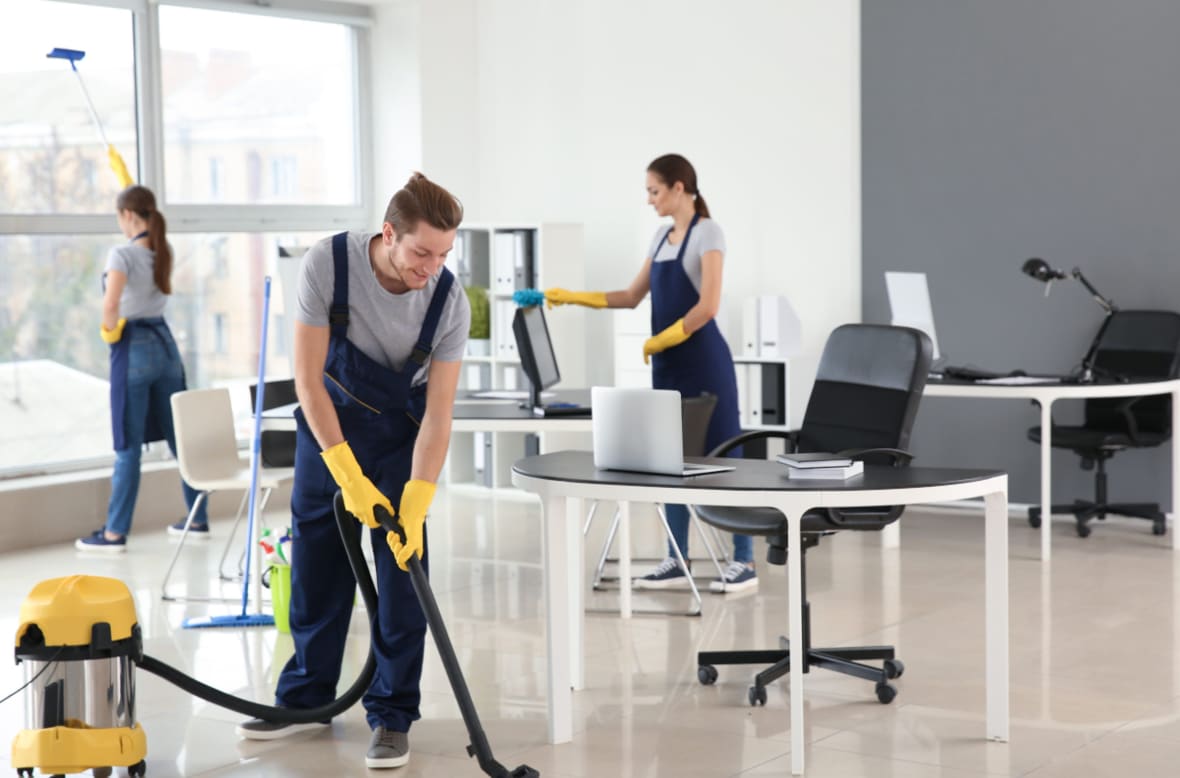 Benefits of Using Professional Office Cleaning Services | A Votre Service!