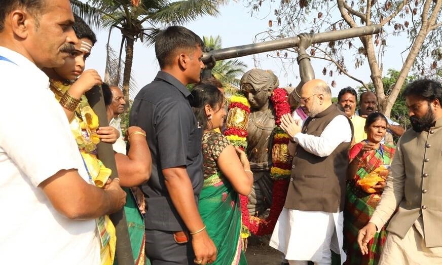 Onake Obavva Story, her Date of Birth, Husband Name, her Songs, and the ...