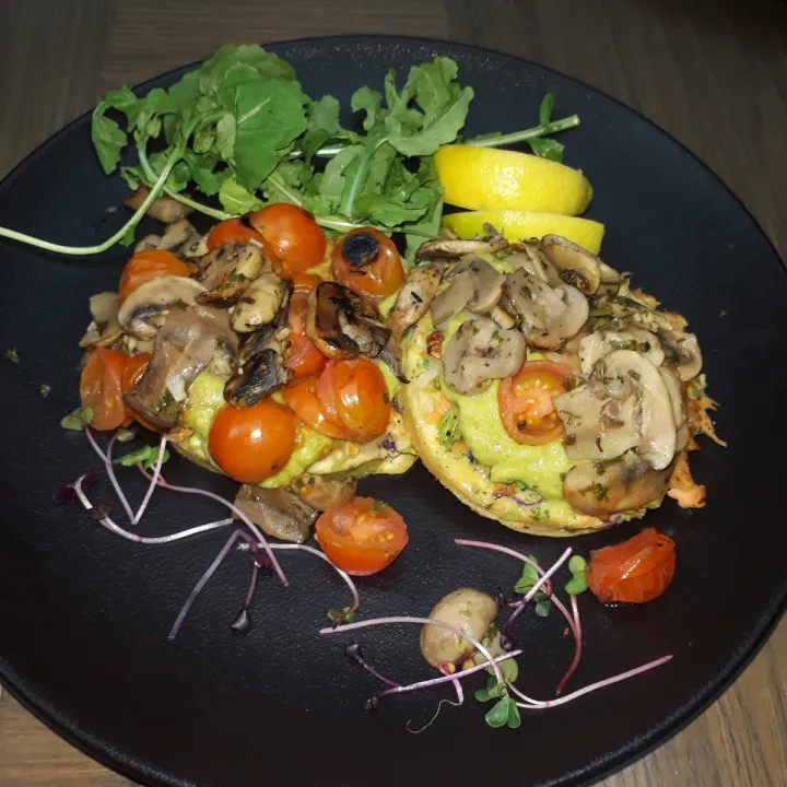 Mugg & Bean Cape Town, South Africa Veg Rosti Review | abillion