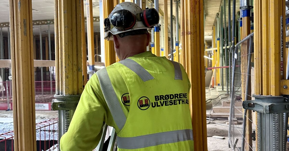 Politikker · Brødrene Ulveseth