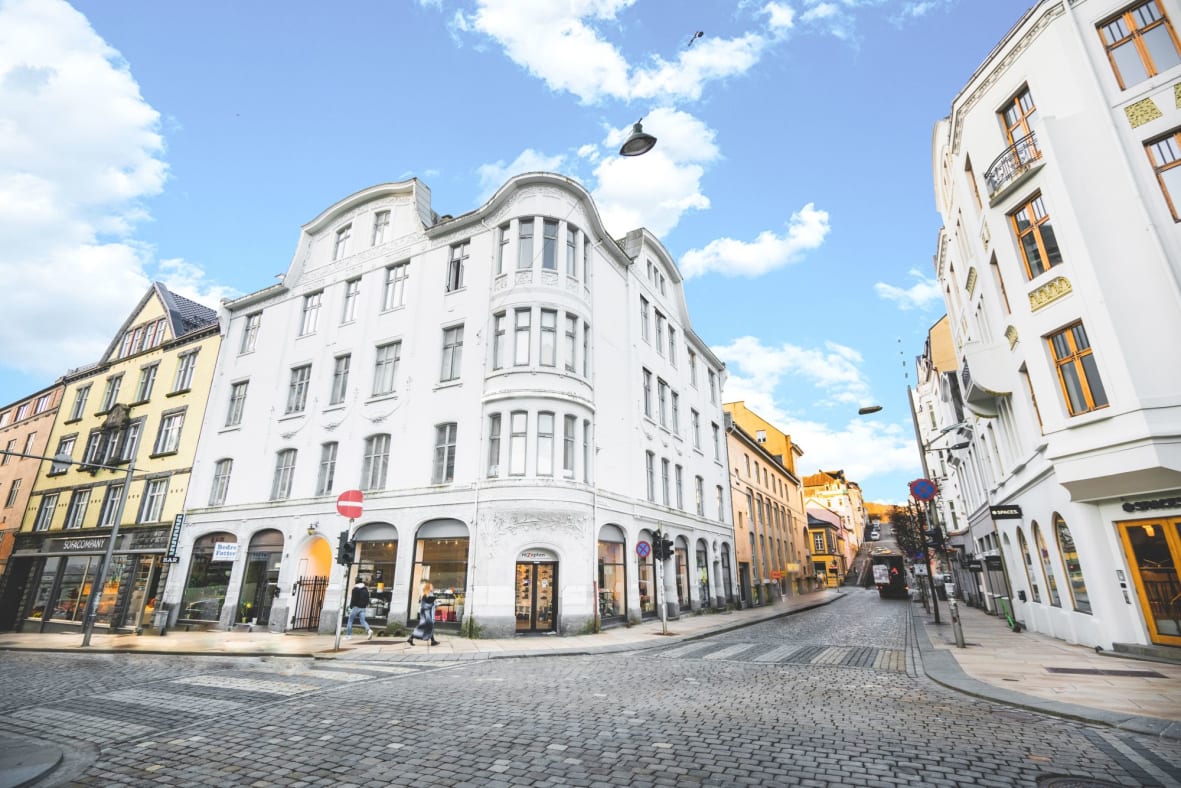 Hvite Hus · VestenFjeldske Eiendom