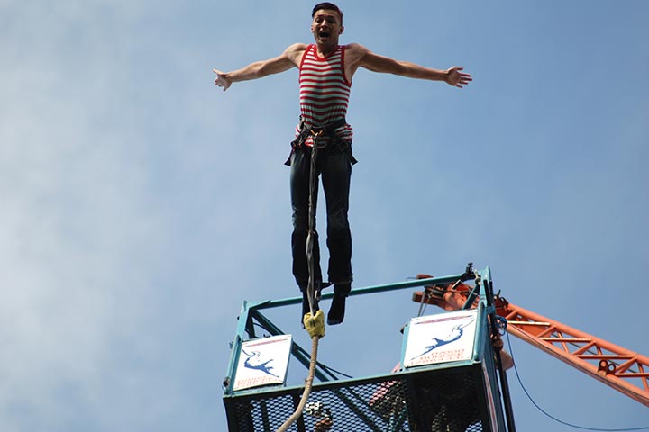 Bungee Jump in London | Activity Superstore