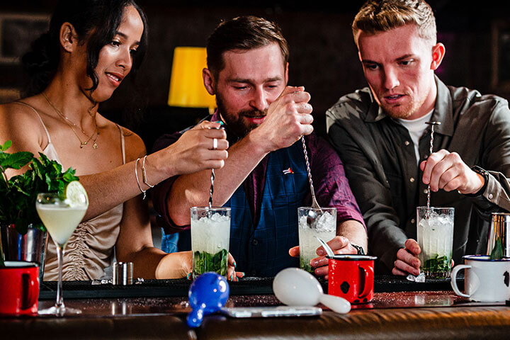 Cocktail Night Out for Two | Activity Superstore