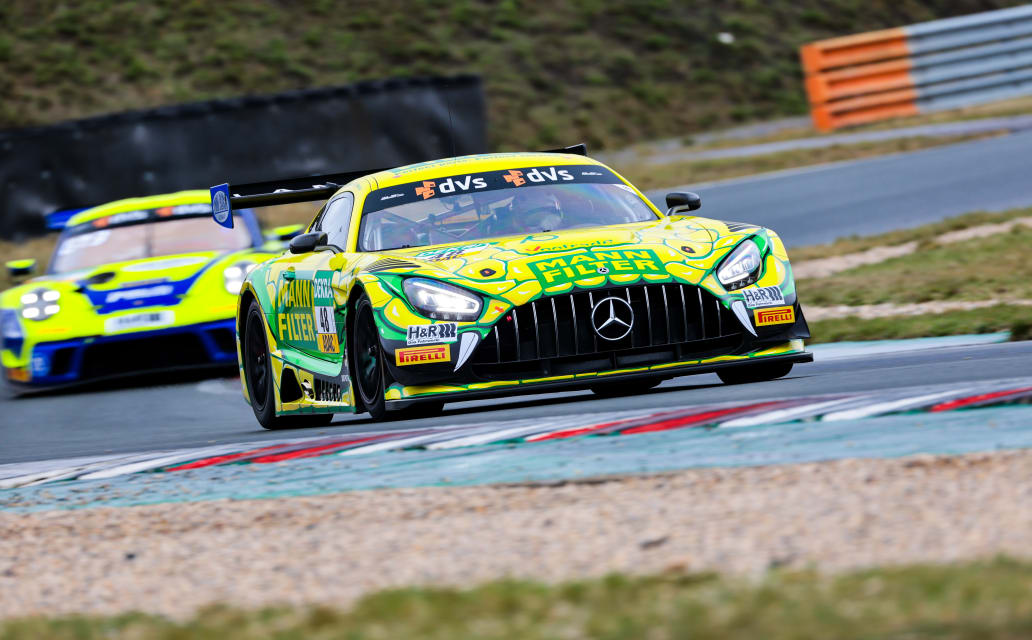 Mercedes-Mamba schnappt sich Tages-Bestzeit | ADAC GT Masters
