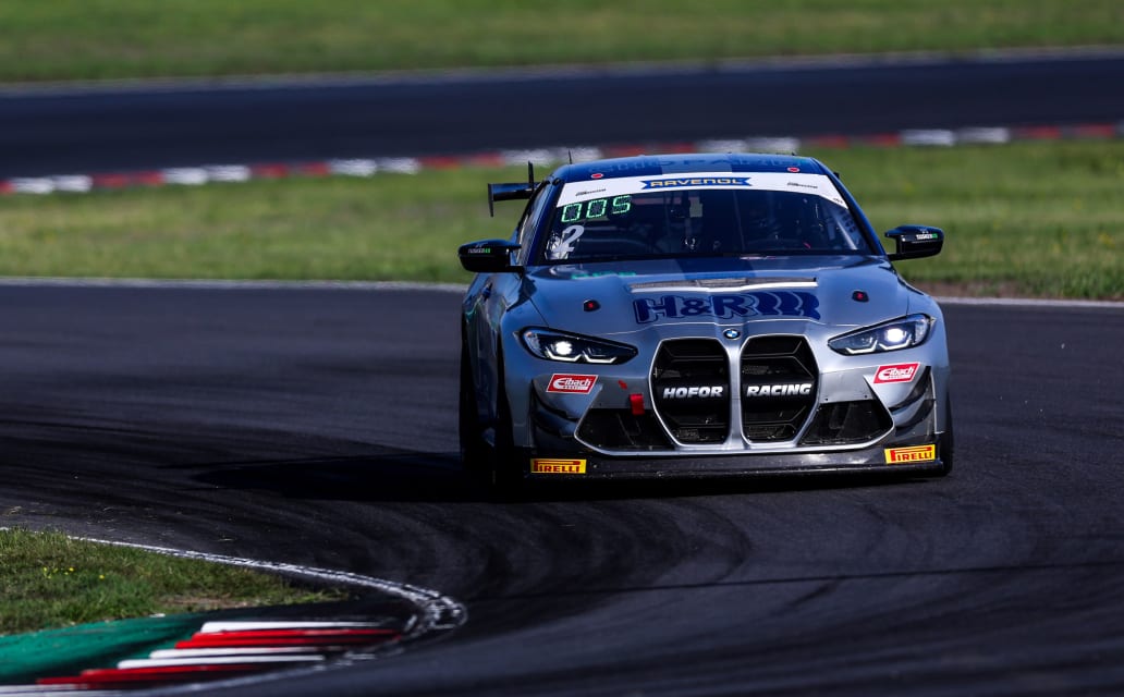 Gabriele Piana im zweiten Training auf DEKRA Lausitzring an der Spitze ...