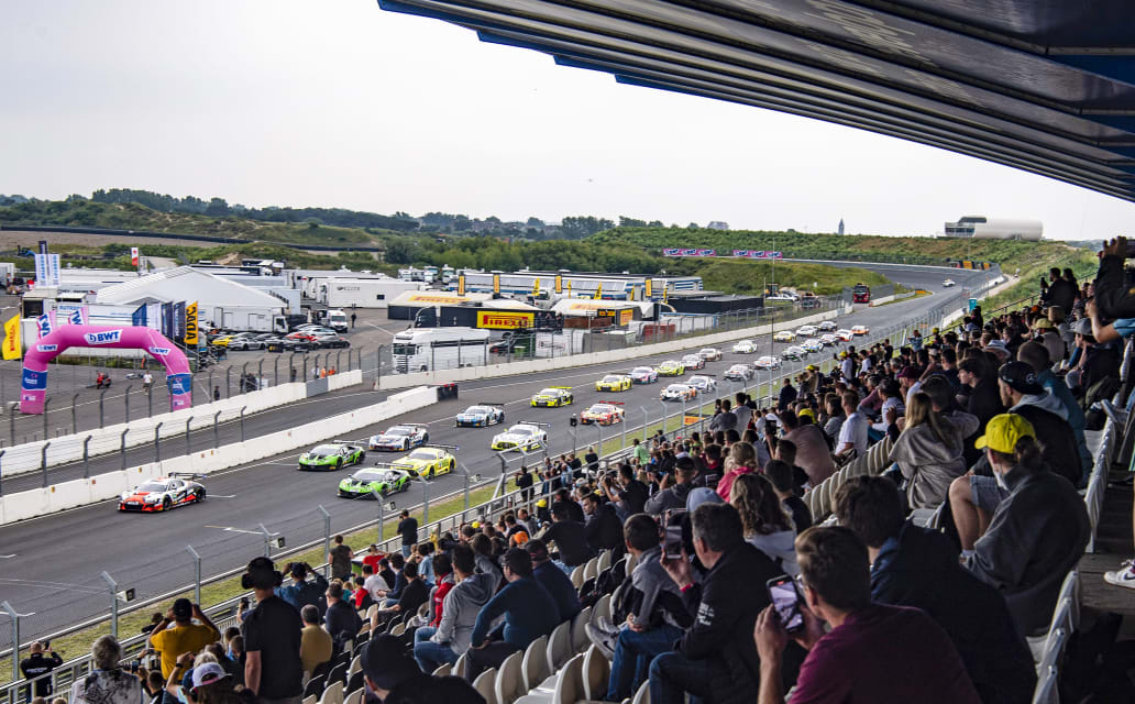 German GT Championship up close and personal: Fans return to the ...