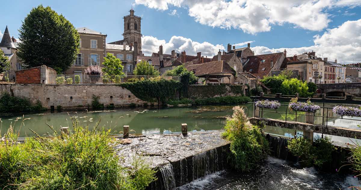 Tourismusinformation Clamecy, Clamecy: Infos, Preise und mehr | ADAC Maps