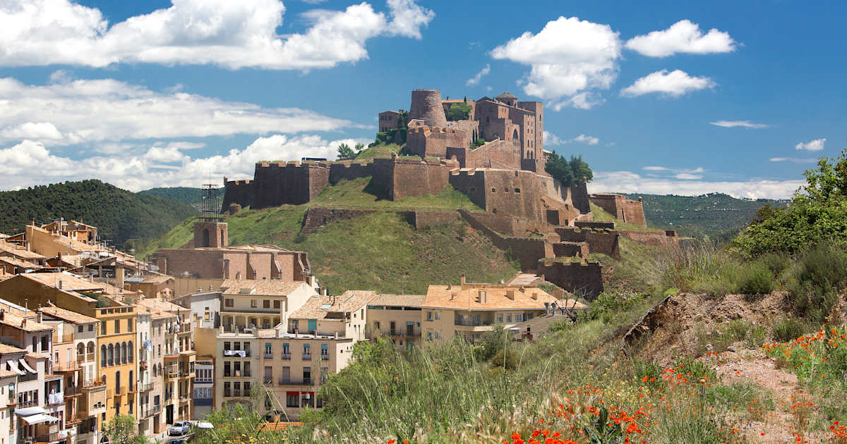 Tourismusinformation Cardona, Cardona: Infos, Preise und mehr | ADAC Maps