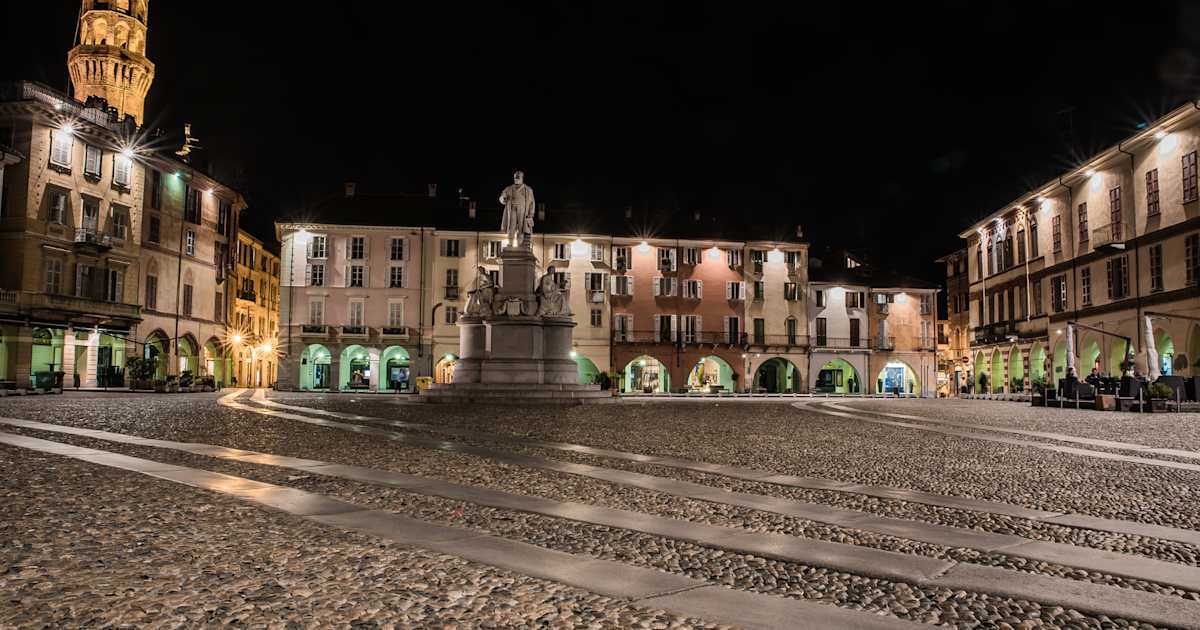 Vercelli: Stadtplan, Tipps & Infos | ADAC Maps