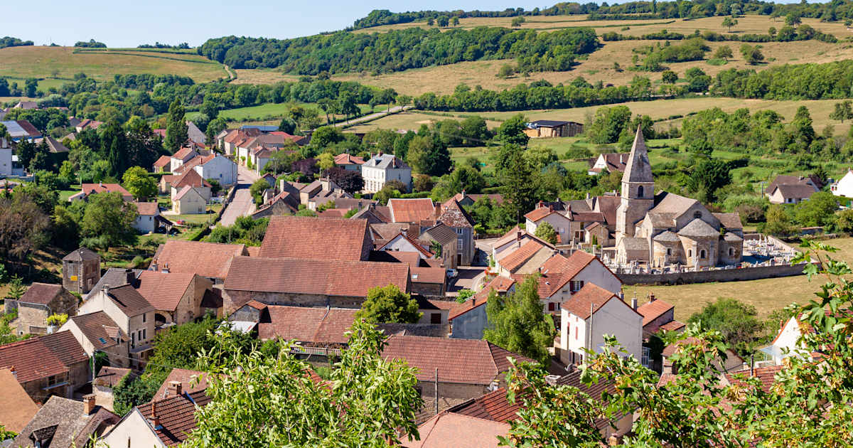 Tourismusinformation Nolay, Nolay: Infos, Preise und mehr | ADAC Maps