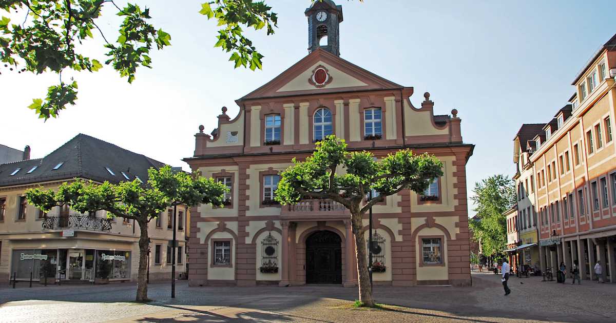 Rathaus Rastatt, Rastatt: Infos, Preise und mehr | ADAC Maps