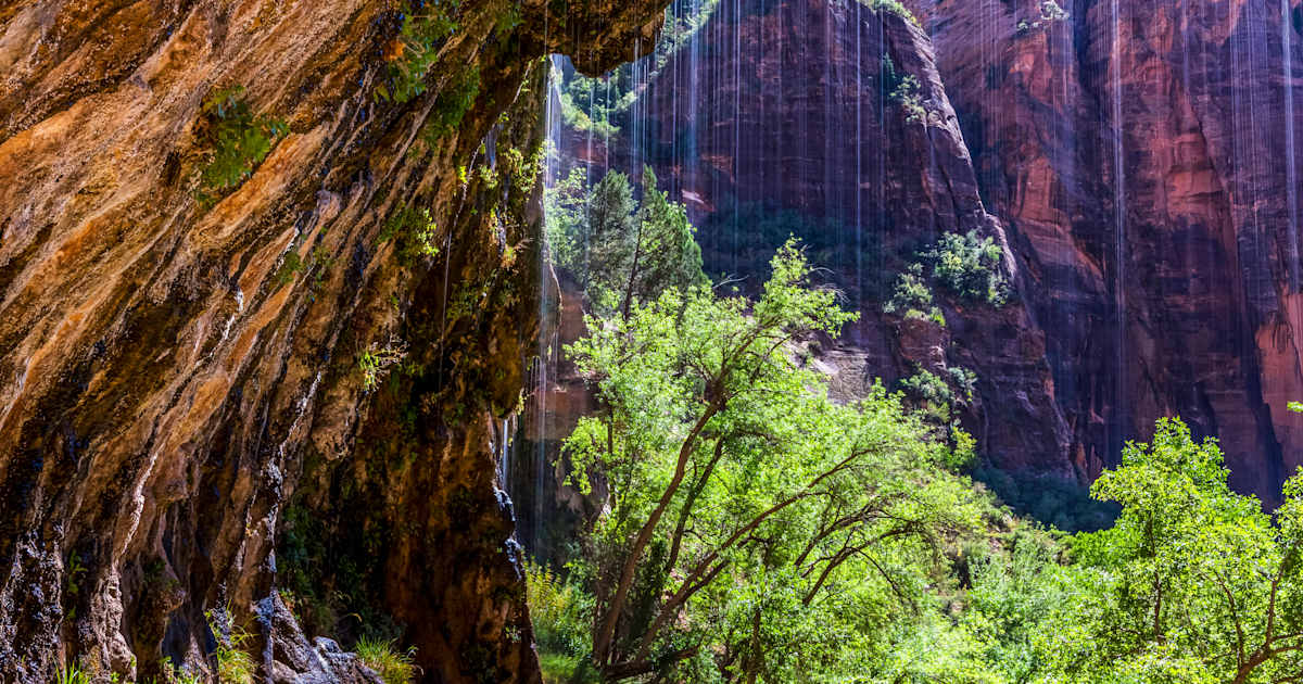 Weeping Rock | ADAC Maps