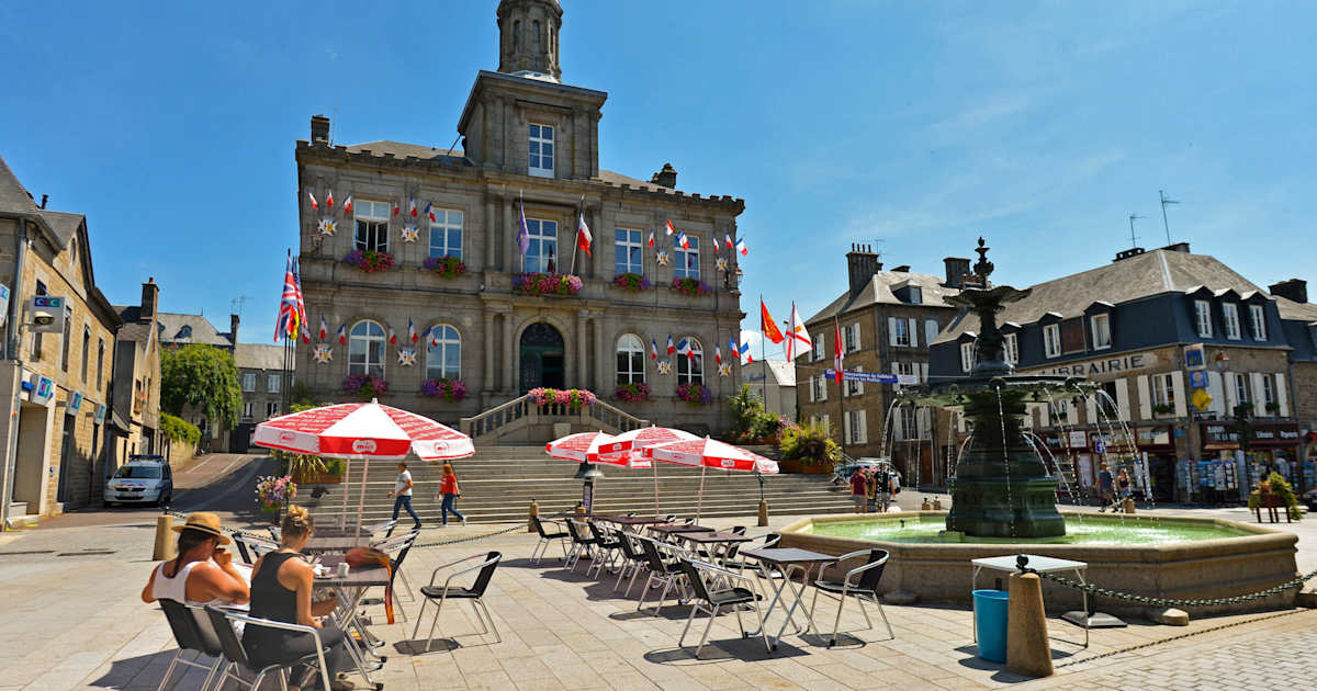 Villedieu-les-Poêles: Stadtplan, Tipps & Infos | ADAC Maps