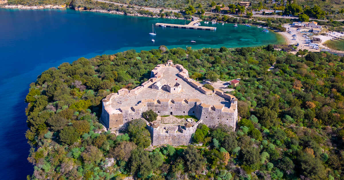 Porto Palermo Castle, Himarë: Infos, Preise und mehr | ADAC Maps