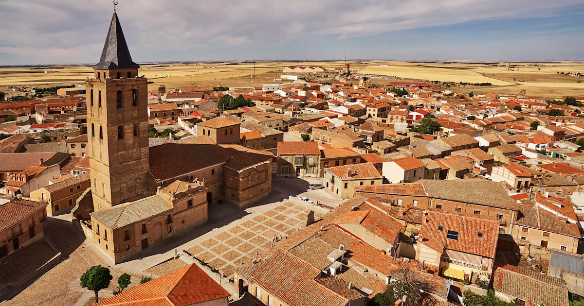 Tourismusinformation Madrigal de las Altas Torres, Madrigal de las ...