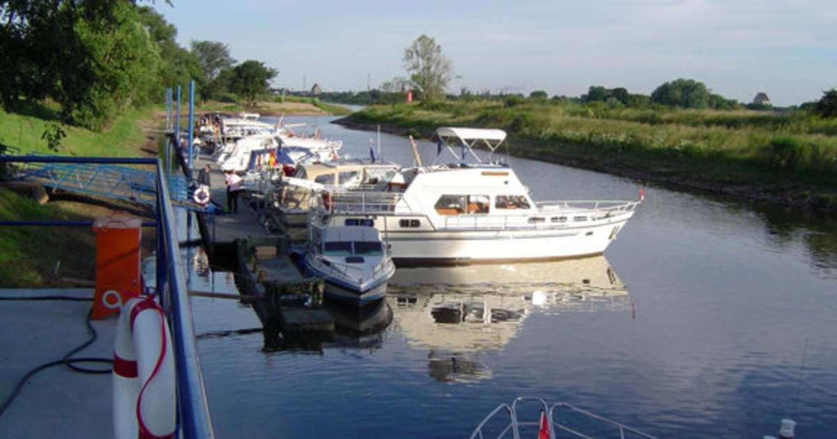 Marina-Camp Elbe - Liegeplätze & Hafeninfos | ADAC Skipper