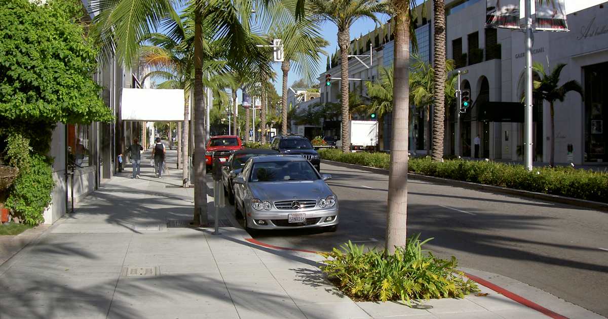 Rodeo Drive, Beverly Hills: Infos, Preise und mehr | ADAC Maps