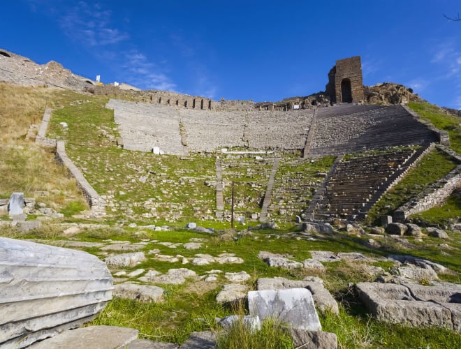 Theater, Bergama: Infos, Preise und mehr | ADAC Maps