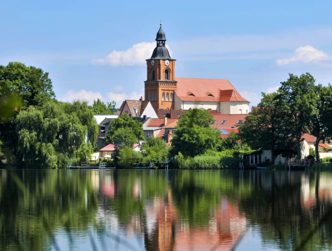 Tourismusinformation Buckow, Buckow: Infos, Preise und mehr | ADAC Maps