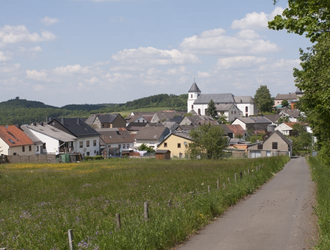 Tourismusinformation Daun, Daun: Infos, Preise und mehr | ADAC Maps