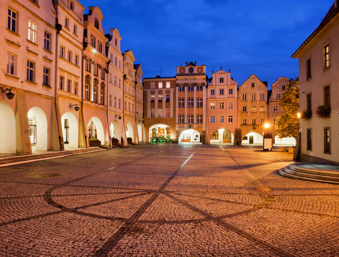 Tourismusinformation Hirschberg, Jelenia Góra: Infos, Preise und mehr ...