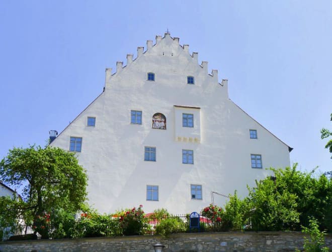 Schlossmuseum, Murnau am Staffelsee: Infos, Preise und mehr | ADAC Maps