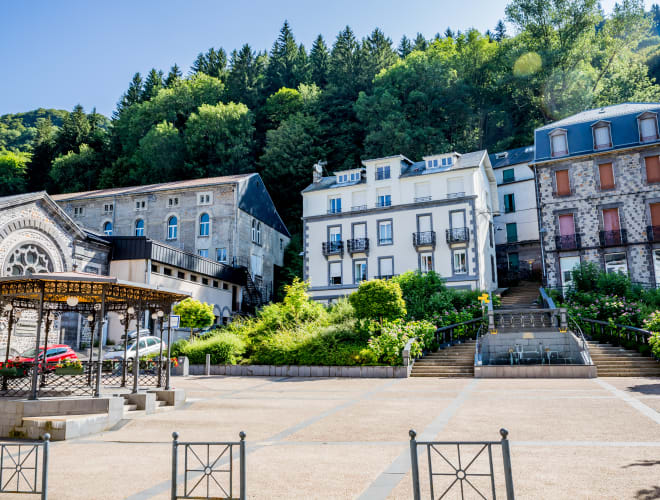 Tourismusinformation Le Mont-Dore, Le Mont-Dore: Infos, Preise und mehr ...