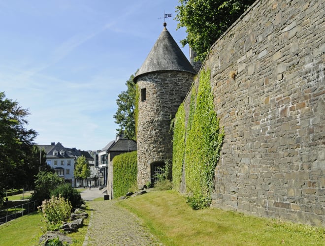 Stadtbefestigung Olpe, Olpe: Infos, Preise und mehr | ADAC Maps