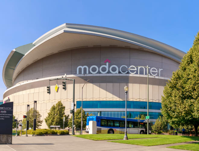 Moda Center, Multnomah: Infos, Preise und mehr | ADAC Maps