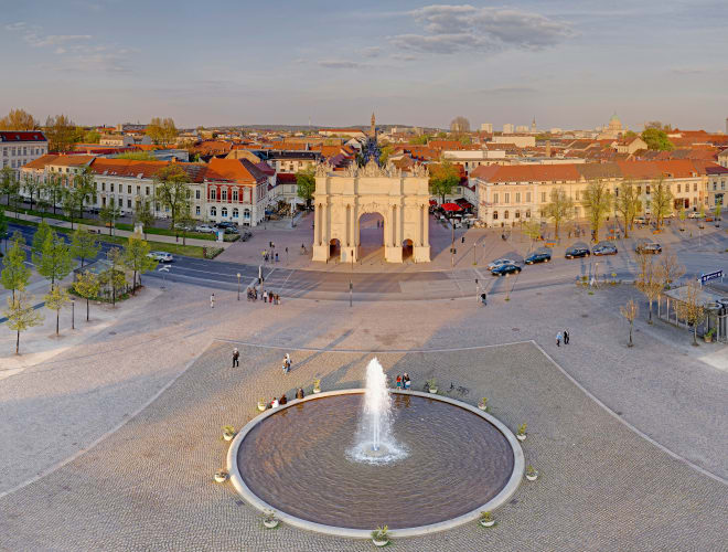 Brandenburger Tor, Potsdam: Infos, Preise und mehr | ADAC Maps