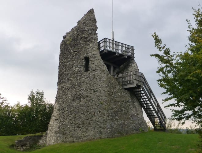 Burg Eversberg, Meschede: Infos, Preise und mehr | ADAC Maps